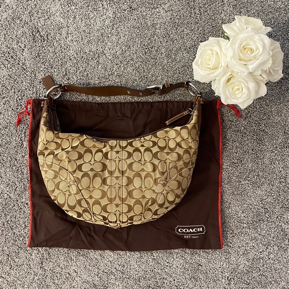 Coach | Bags | Coach Signature Hobo Medium | Poshmark